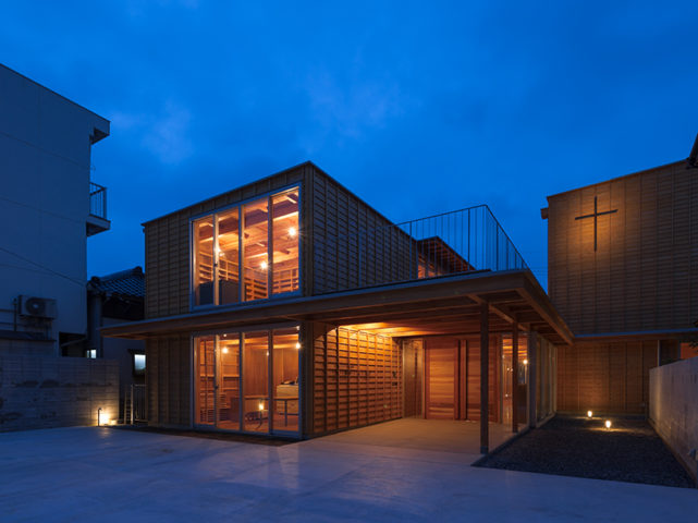 A church entirely made of wood in Japan – ArchiBat Mag