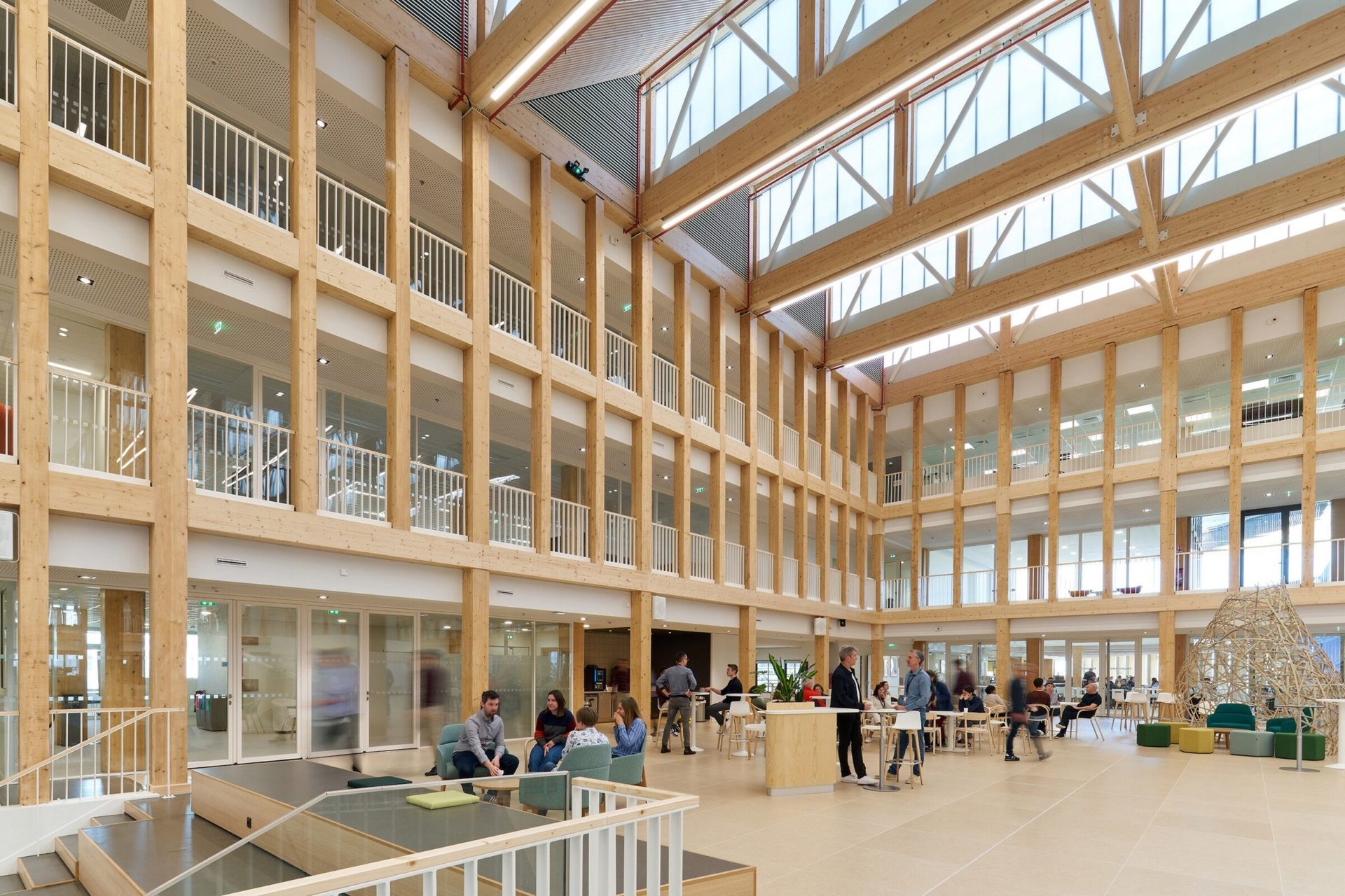 Le centre de recherche et d’innovation Danone – ArchiBat Mag