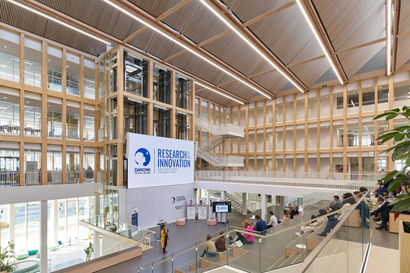 Le centre de recherche et d’innovation Danone – ArchiBat Mag