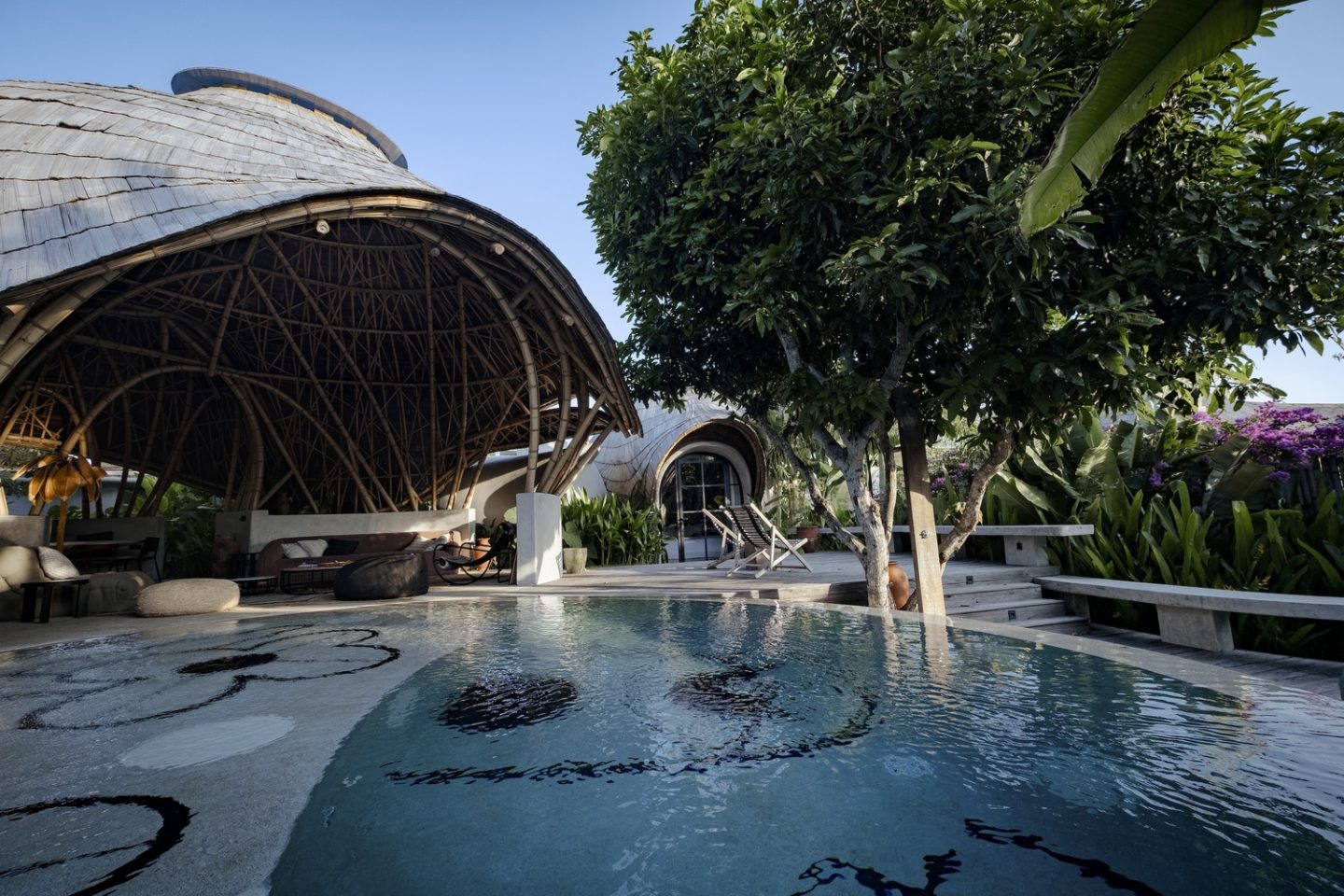 Une architecture organique en bambou et ciment – ArchiBat Mag