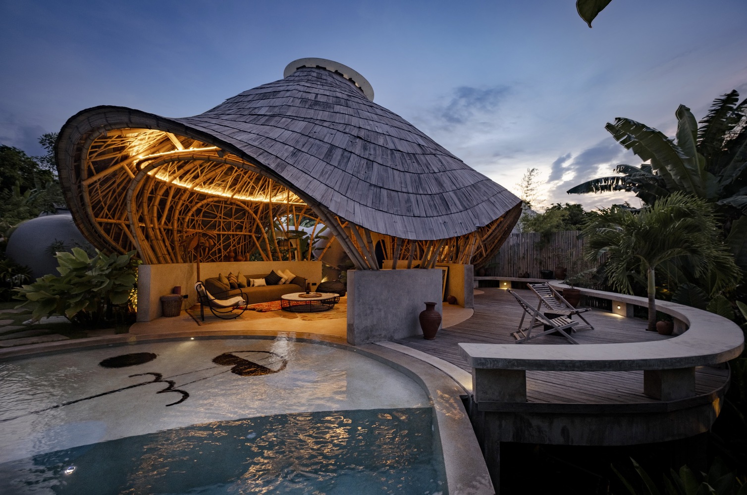 Une architecture organique en bambou et ciment – ArchiBat Mag